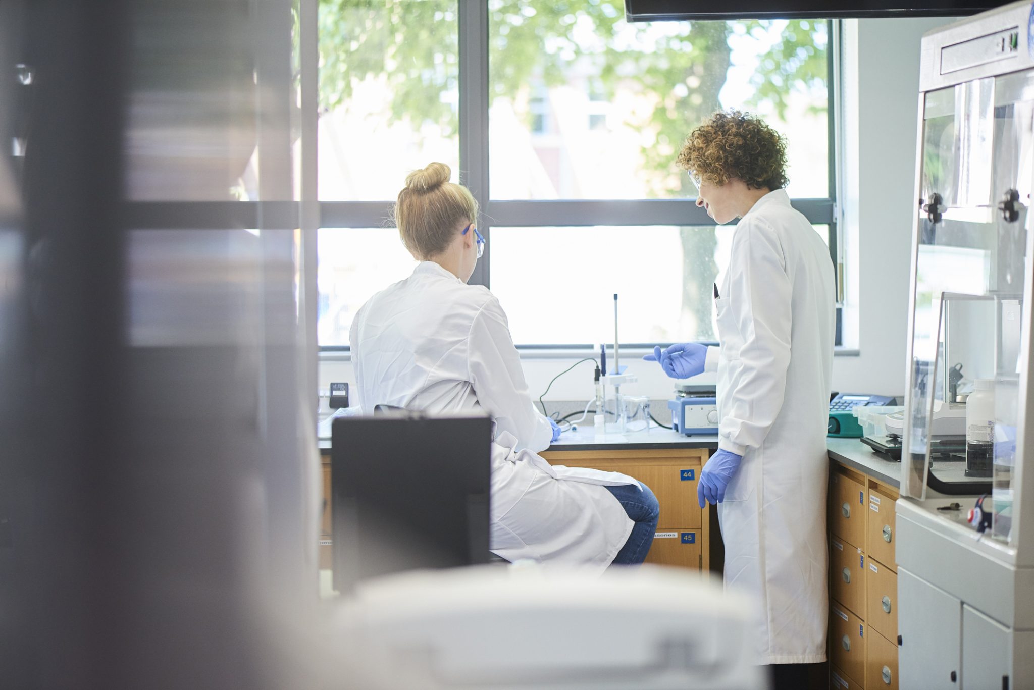 ANSI/ASHRAE 110: Laboratory Fume Hoods Performance Testing - ANSI Blog